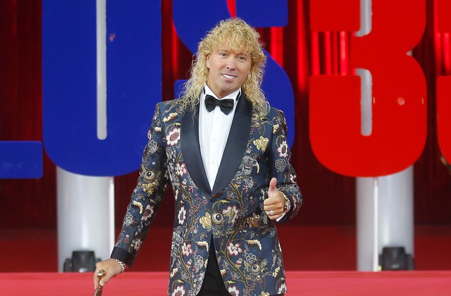 Leonardo Farkas mandó sus buenos deseos para el 2016 — Radio Corazón