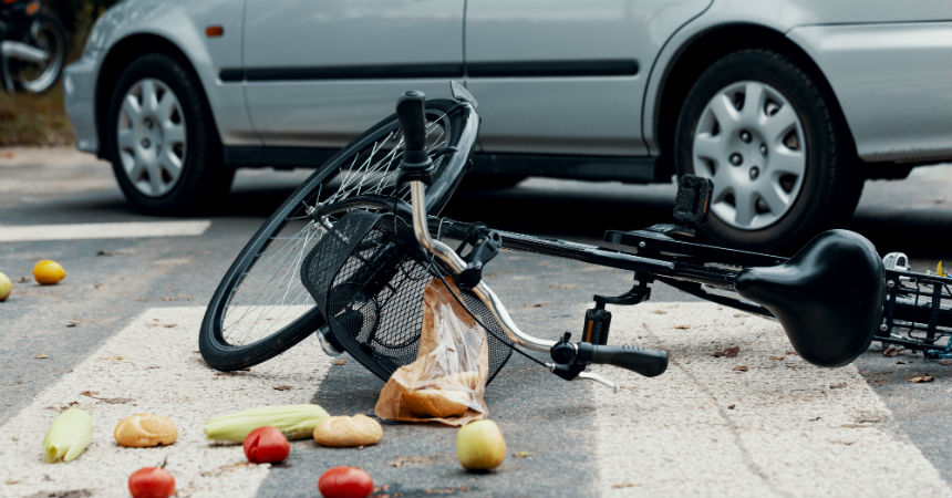 Automovilistas piensan que los ciclistas son Automovilistas piensan que los ciclistas son