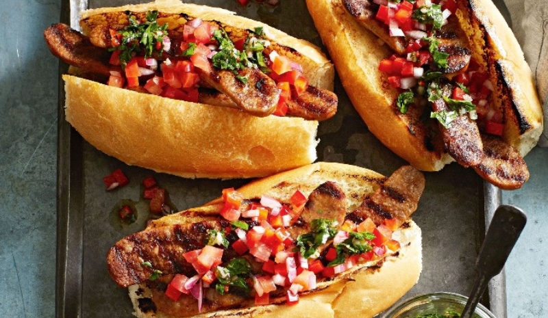 ¡Hoy se celebra el día del choripán en marraqueta! — Radio Corazón