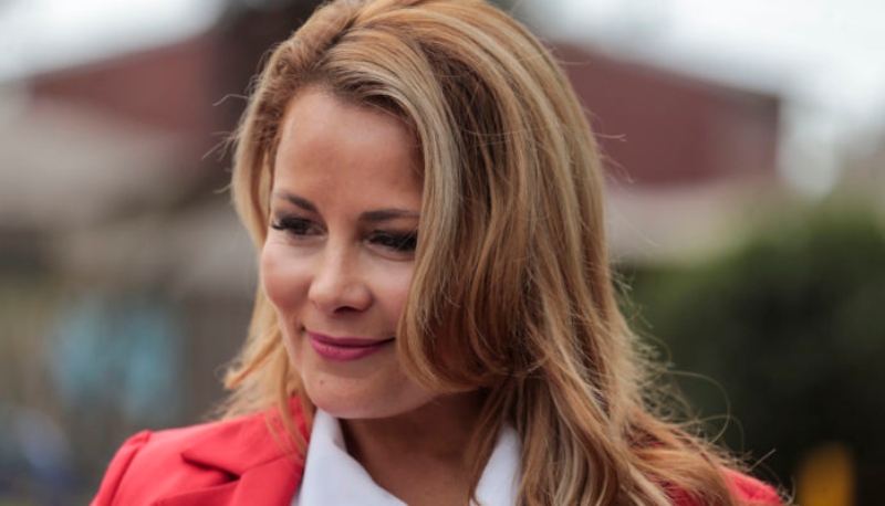 Cathy Barriga sorprendió con look al estilo de la serie 'Candy Candy ...