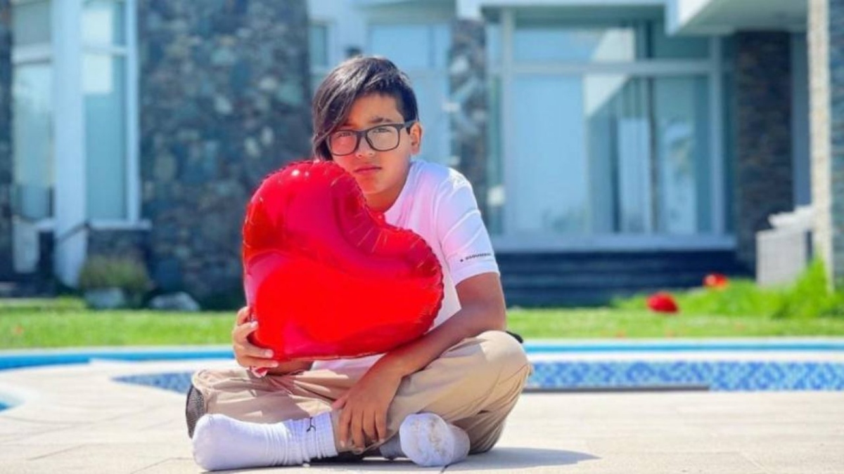 Monito Vidal comparte tierno vídeo junto a su polola — Radio Corazón Monito Vidal comparte tierno vídeo junto a su polola — Radio Corazón