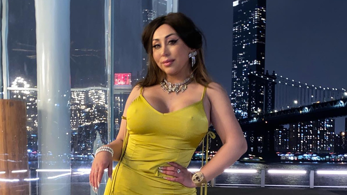 "The Most Easy": Naya Fácil deja la escoba con lanzamiento de su nueva canción — Radio Corazón