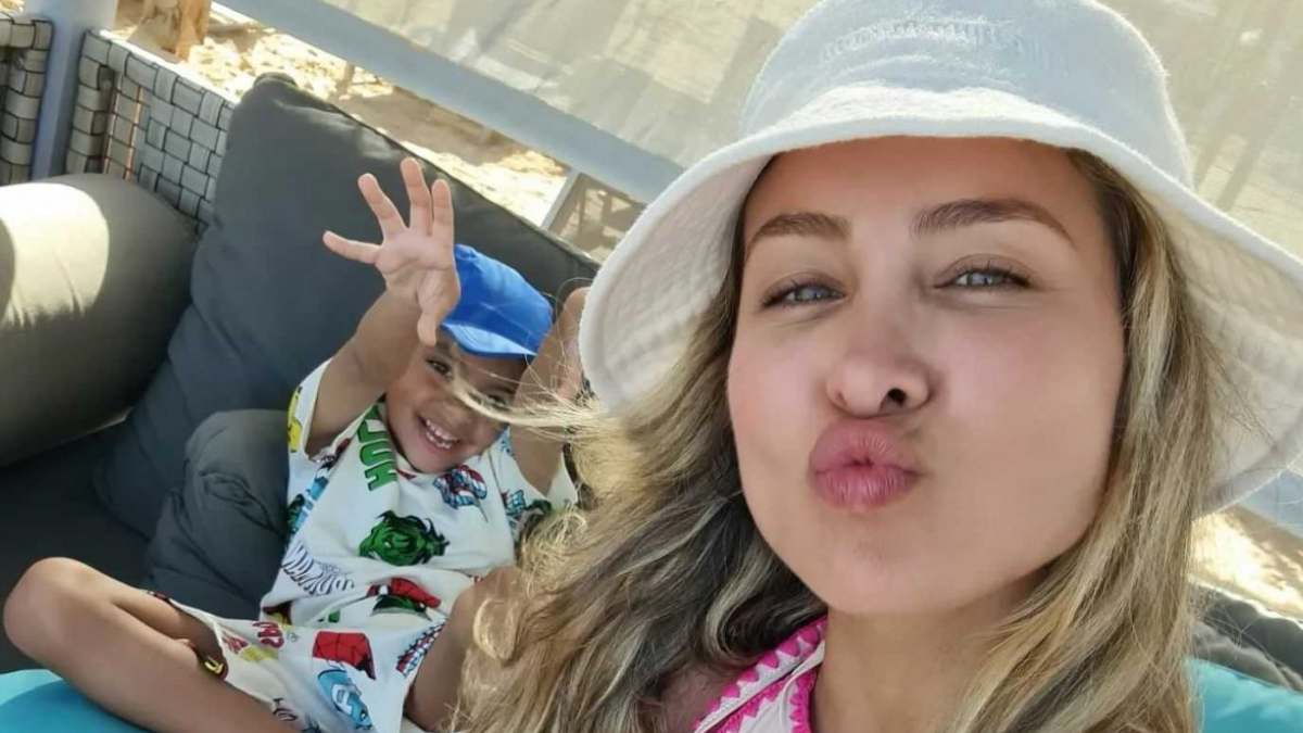 Sabrina Sosa encanta a sus seguidores con tiernas fotos junto a su hijo ...