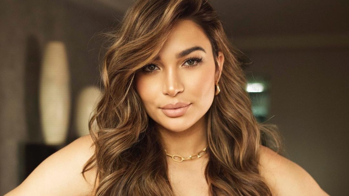 Lisandra Silva presume el exclusivo auto de su pareja Raúl Peralta — Radio Corazón