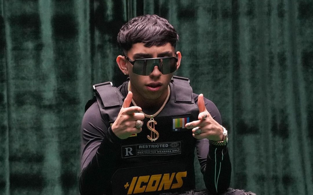 "Muévelo": Standly se luce con nuevo estreno para perrear hasta abajo ...