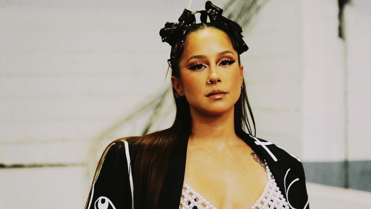 "¡Diosa!": Denise Rosenthal se luce con destapado look — Radio Corazón