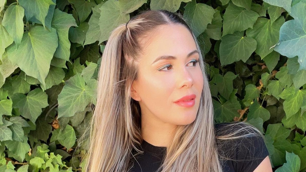 "La más sexy": Laura Prieto enamora con sensual bailecito — Radio Corazón