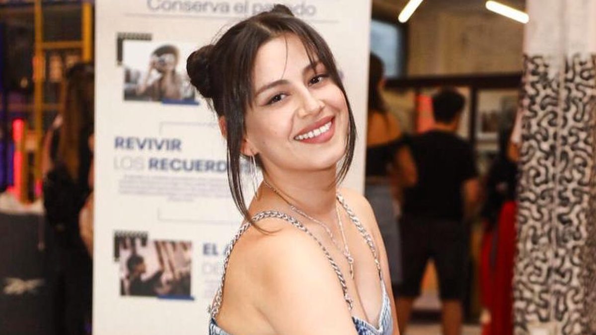 "Me tení loco": Karla Melo deja la grande con fotito a todo cachete — Radio Corazón