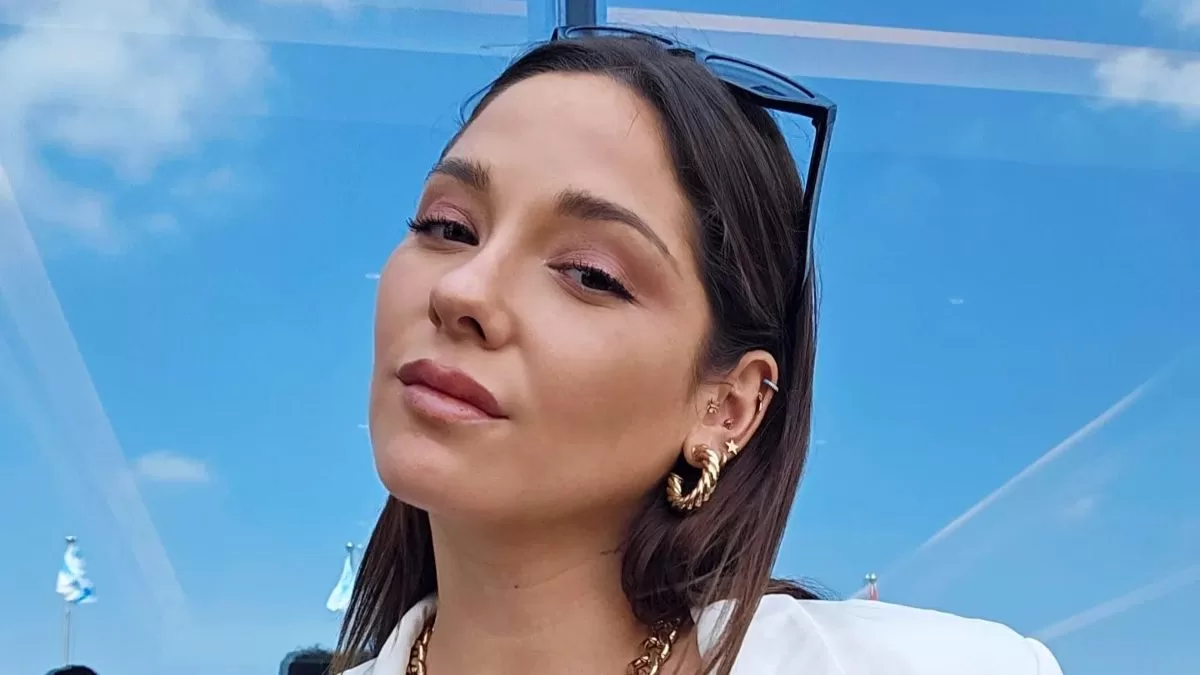 "No sabe qué hacer para llamar la atención": Destrozan a Kel Calderón por picarona fotito ...