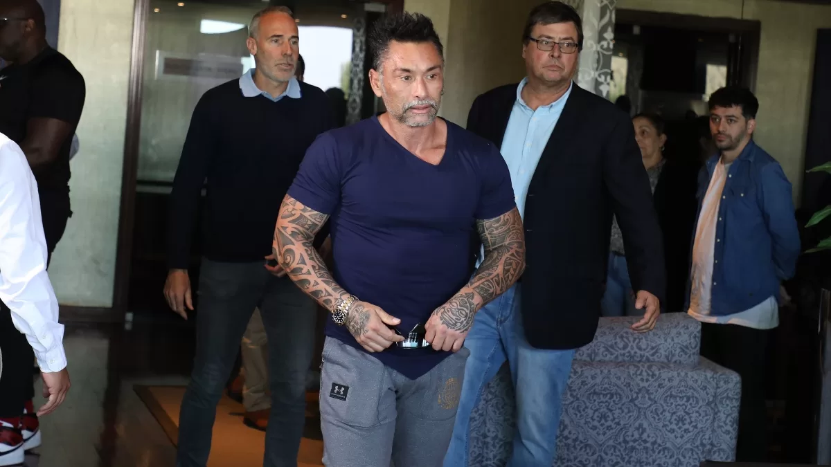 ¡Tiene 18 años!: Revelan que el Chino Ríos estaría en pareja con una ...