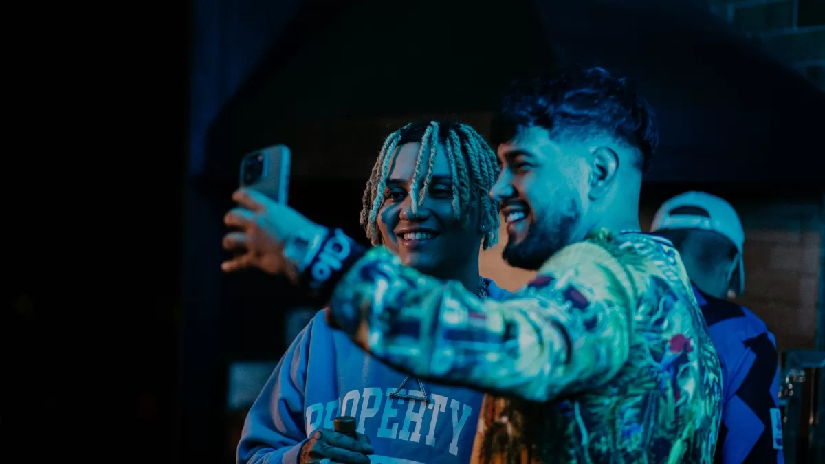 "I See U Later": Harry Nach y Julianno Sosa deslumbran con nueva ...