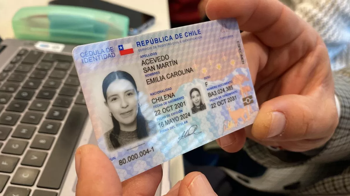 Así es el diseño del nuevo carnet de identidad y pasaporte presentados ...