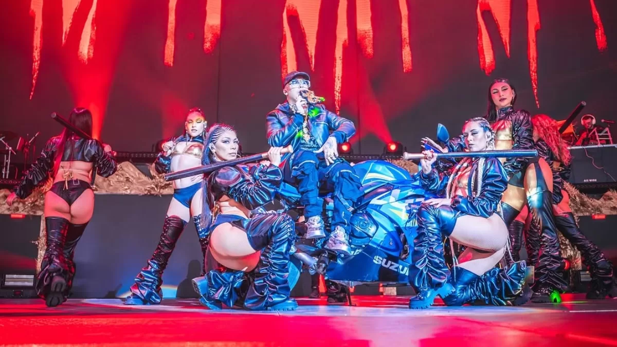 Mambo y reggaetón se hicieron presentes en el primer Movistar Arena de ...